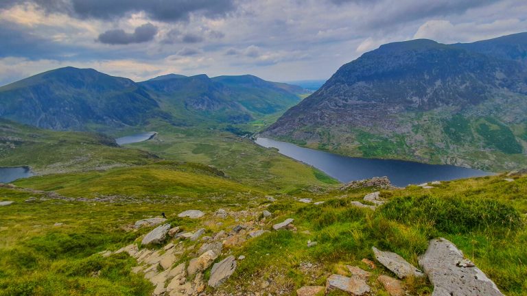 9 BEST Walks in Snowdonia (+ Options to Extend Hikes & Easy Walks ...