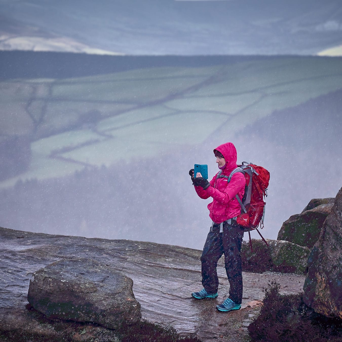 5 Winter Walking Gear Items (That WON'T Break the Bank!) - Becky the ...