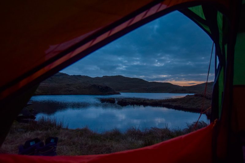 Wild Camping Toilet Tips | How To Pee + Poo Outdoors? - Becky the Traveller